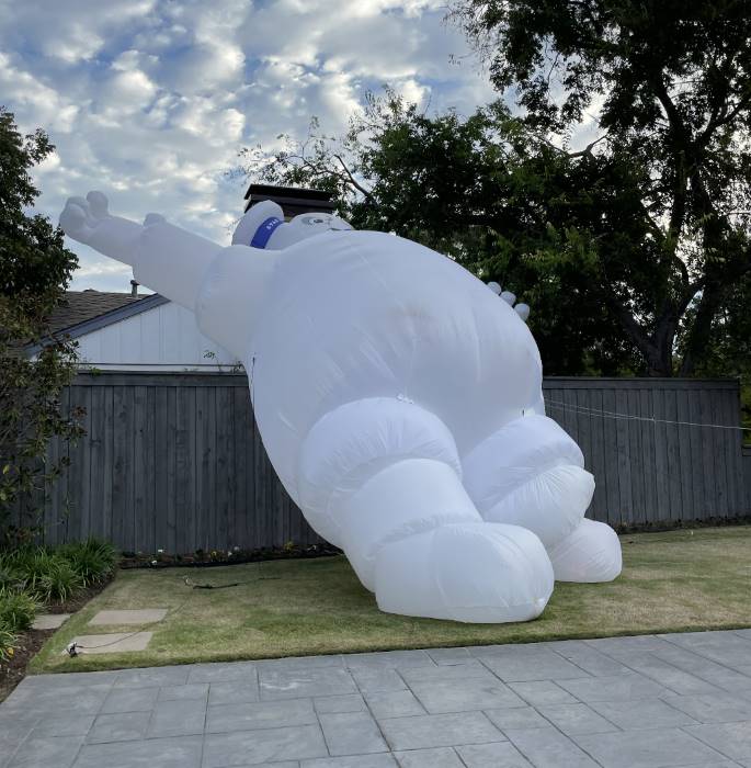 Inflatable 25 Foot Stay Puft Marshmallow Man Decoration