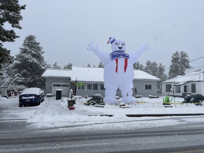 Inflatable 25 Foot Stay Puft Marshmallow Man Decoration